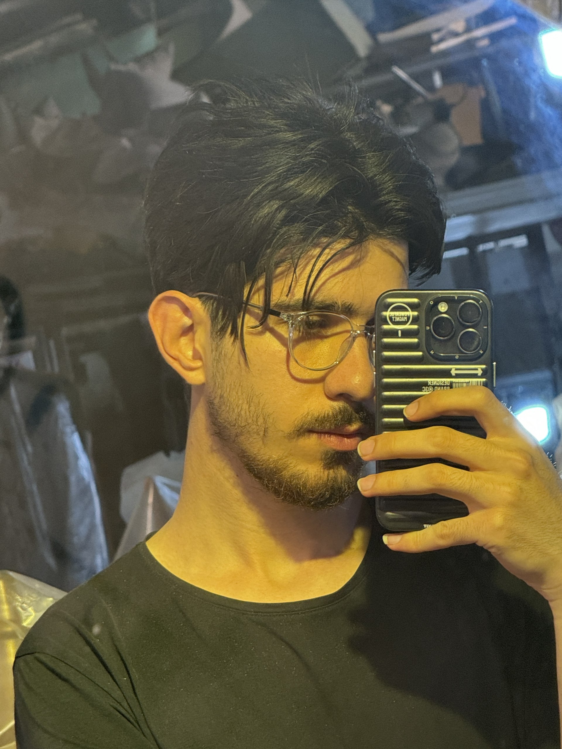 پروفایل حرفه‌ای - ادمین و دیجیتال مارکتر